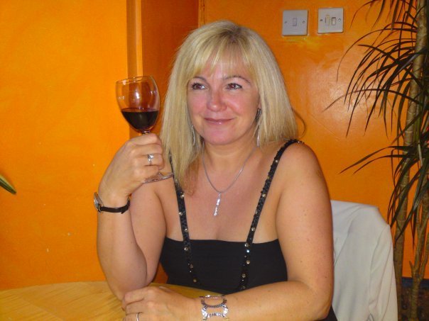 Mosweetone 57 From Glasgow Is A Local Granny Looking For Casual Sex