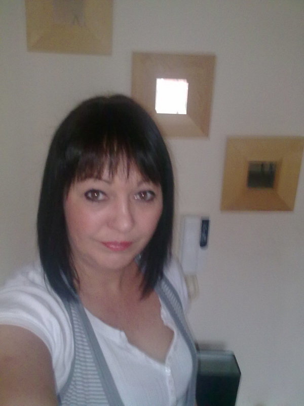 Mi55y7 47 From Nottingham Is A Local Granny Looking For Casual Sex
